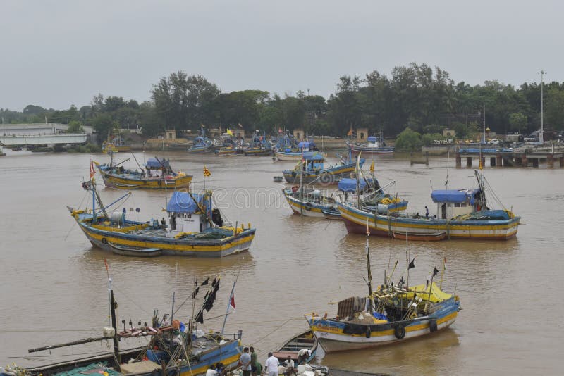 Boats in Nani Daman Jetty, Daman Editorial Image - Image of daman ...