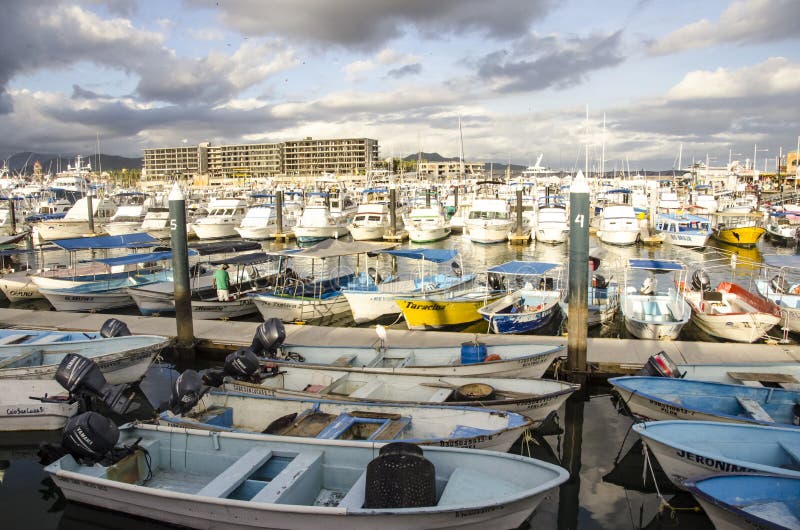 Boats in pier editorial photo. Image of hotair, marina - 37907716
