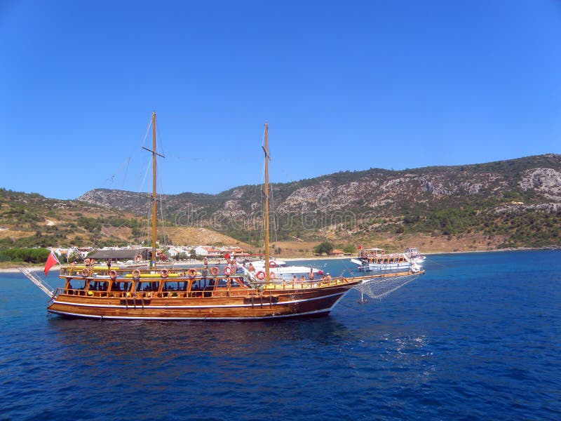 Boat on the sea editorial photography. Image of sail - 111988557