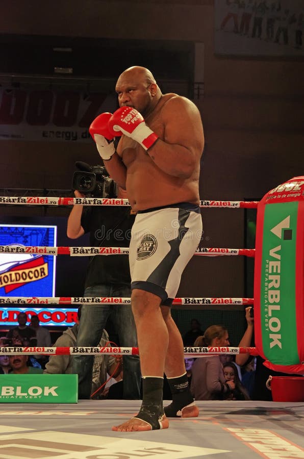 Bob Sapp (USA) editorial photography. Image of boxing - 21606547