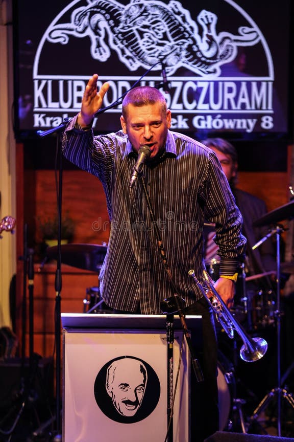 Boba Jazz Band image stock éditorial. Image du musique - 63017744