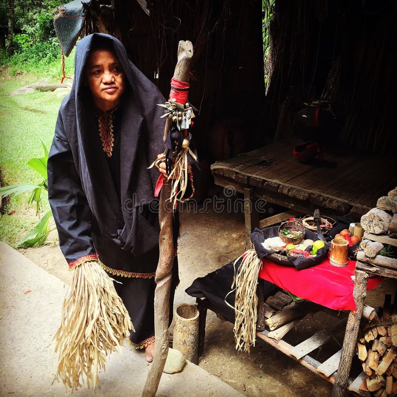 Bobohizan (chaman) photographie éditorial. Image du borneo - 64819752