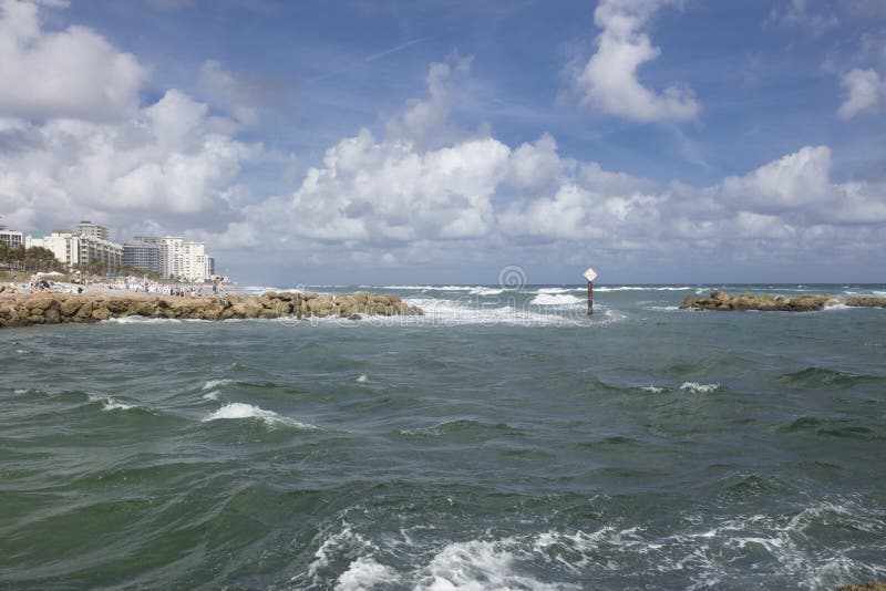 Boca Raton South Beach Pavilion Entrance Editorial Photography - Image ...