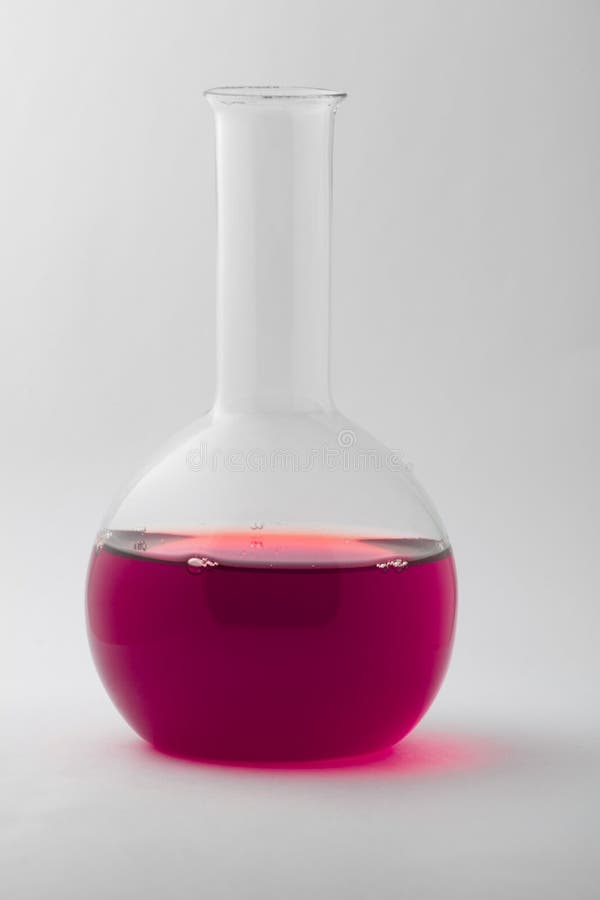 Boccetta con liquido immagine stock. Immagine di esperimento - 33584793