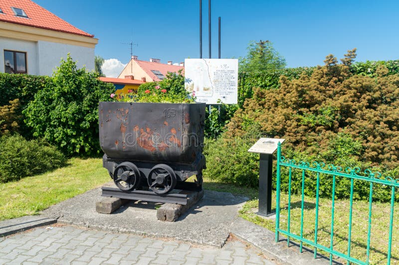 Rusty cart of Salt Mine editorial photo. Image of salty - 194823311