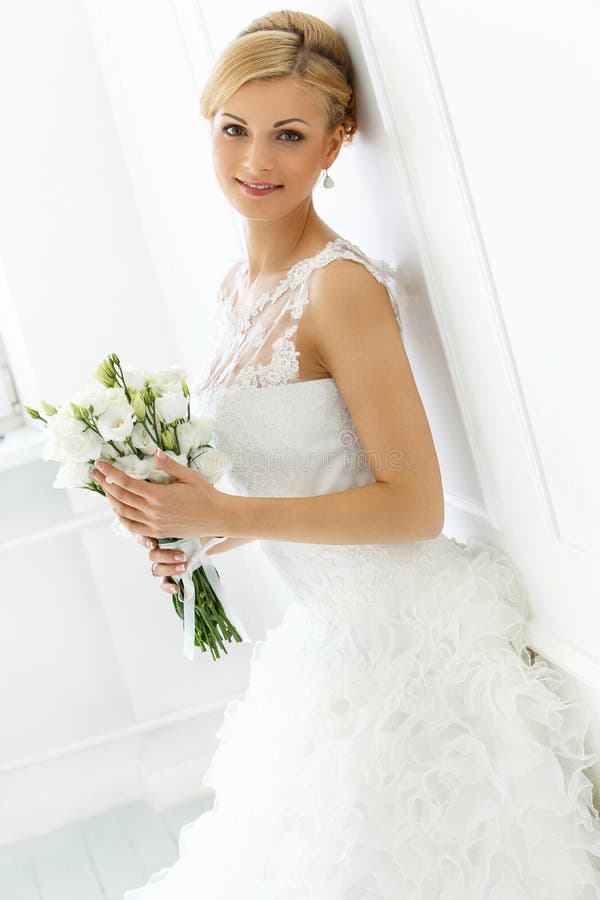 Boda Novia hermosa imagen de archivo. Imagen de amor - 43072775