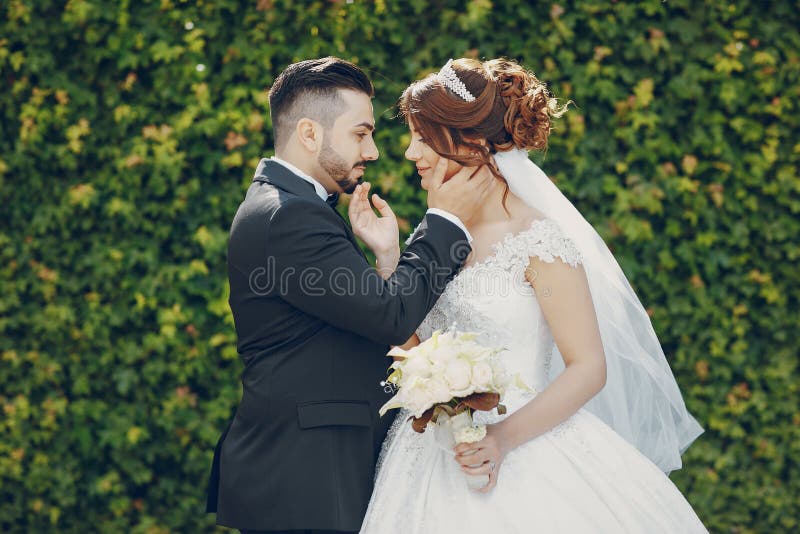 Boda turca imagen de archivo. Imagen de ramo, novia, negro - 97445091