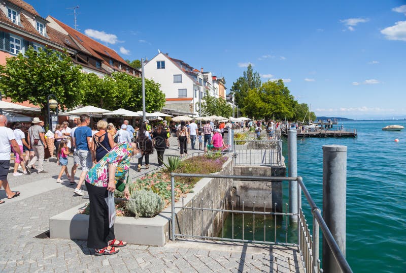 Am Bodensee Uberlingen In Deutschland. Redaktionelles Bild - Bild von ...