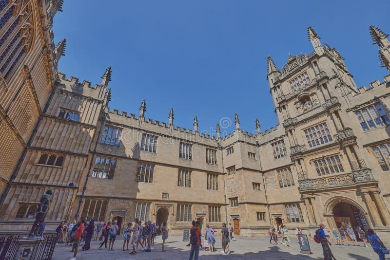 Bodleian Library in Oxford editorial photography. Image of school ...