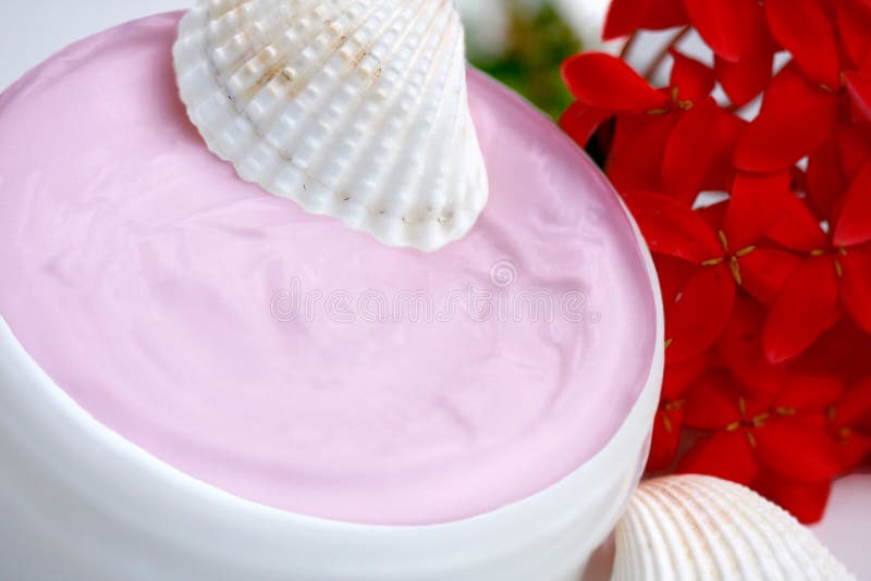 Body Cream Picture. Image: 6557870