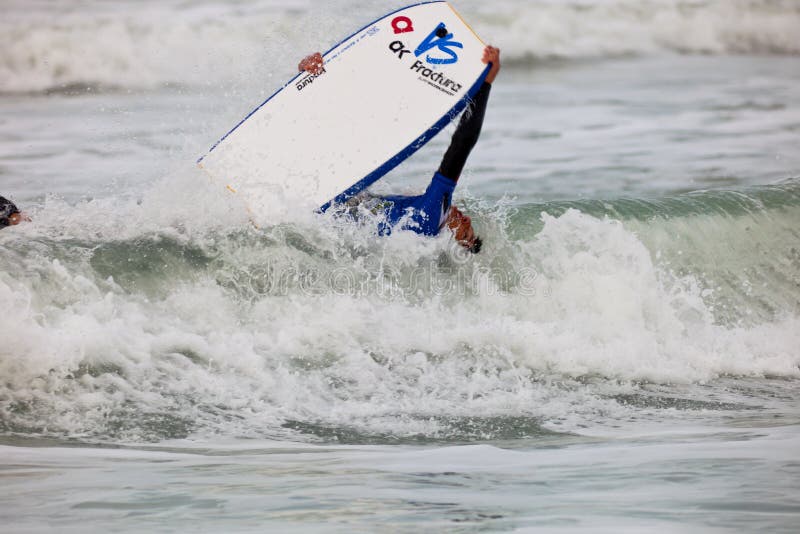Bodyboader En El 2do Campeonato Impoxibol, 2011 Fotografía editorial ...