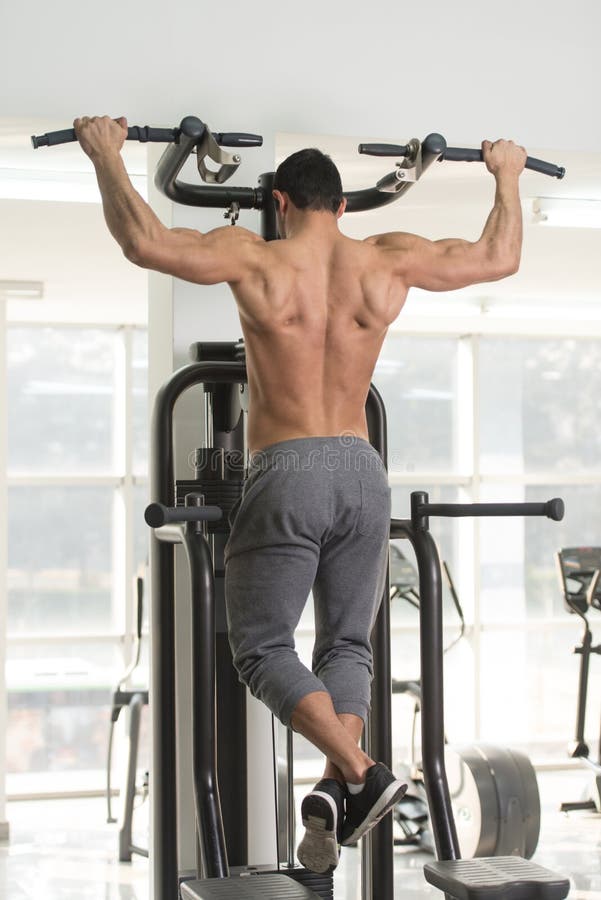 Bodybuilder Doing Pull Ups Best Back Exercises Stock Photos - Free ...