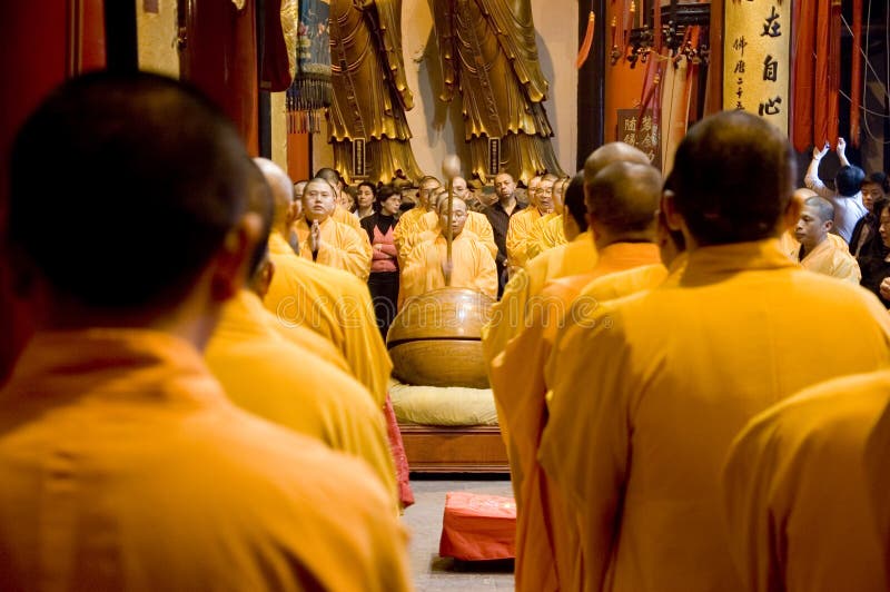 Boeddhistische Monniken in Shanghai Redactionele Fotografie - Image of ...