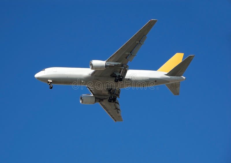 258 Plane Cargo Pallet Stock Photos - Free & Royalty-Free Stock Photos ...