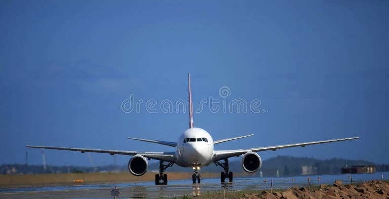 4,245 Boeing 767 Engiles Stock Photos - Free & Royalty-Free Stock ...