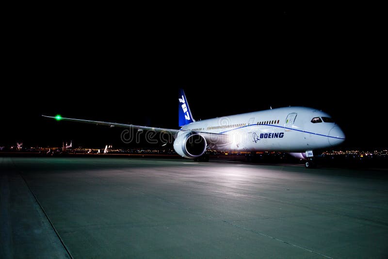 Boeing 787 editorial photography. Image of night, texas - 22087517