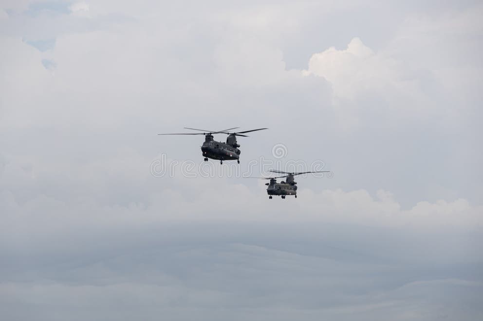 Boeing CH-47 Chinook in Flight Editorial Image - Image of september ...