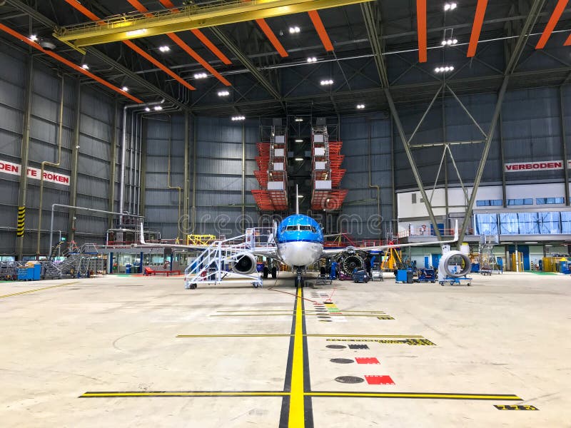 Boeing 737 maintenance editorial photography. Image of transport ...