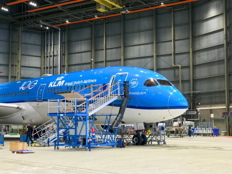 Boeing 737 maintenance editorial photo. Image of aerospace - 168884531