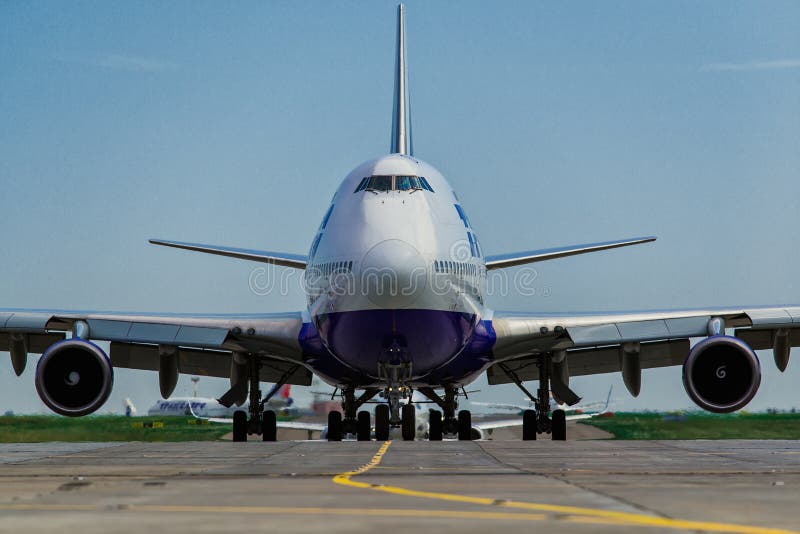 Boeing 747 Nose in National Air and Space Museum Editorial Photo ...