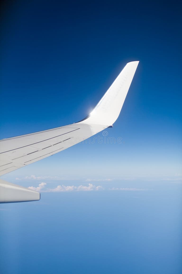 9,988 Boeing 737 Wing Stock Photos - Free & Royalty-Free Stock Photos ...