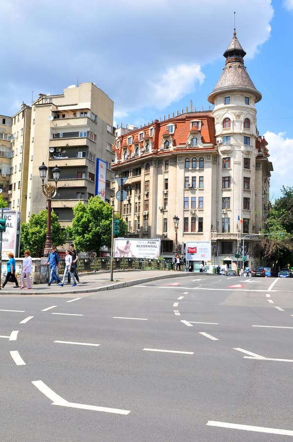 Oude Stad Van Boekarest, Roemenië Redactionele Stock Foto - Image of ...