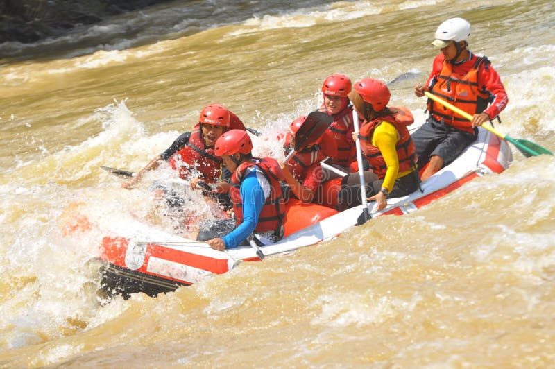 Daily fotography, rafting editorial stock image. Image of energy ...