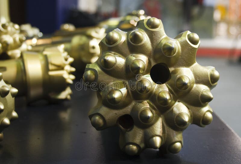 Nahaufnahme Des Dreikegeligen Bohrers Des Felsens Getrennt Stockfoto ...