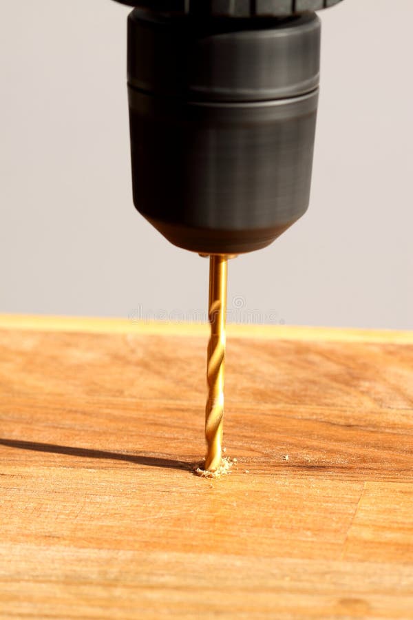 74,412 Loch Im Holz Stock Fotos - Freie & Royalty-Free Stock Fotos von ...