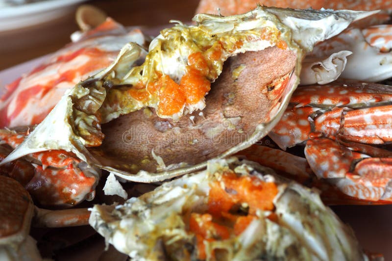 Boiled Blue Crabs on the Dish Stock Image - Image of restaurant, ocean ...