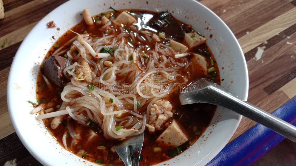 Boiled Chinese Pasta Square Stock Image - Image of dish, square: 229703705