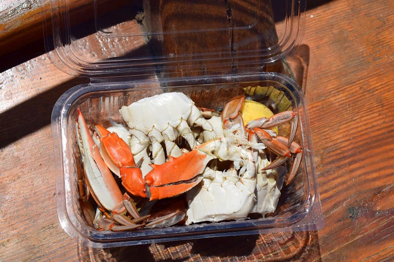 Boiled Sea Crab Container Stock Photos - Free & Royalty-Free Stock ...