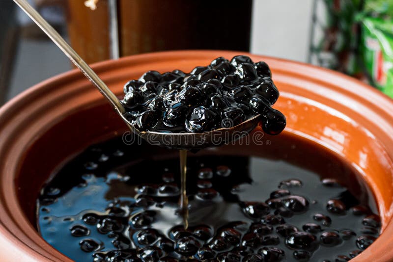 Boiled Tapioca Pearls for Bubble Milk Tea Stock Image - Image of drink ...