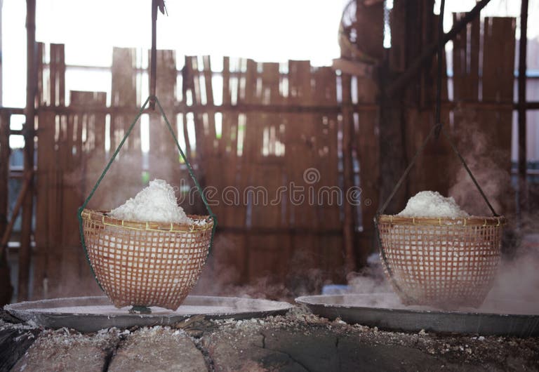 Boiling Saline Solution is Traditional Way for Making Mountain Rock ...