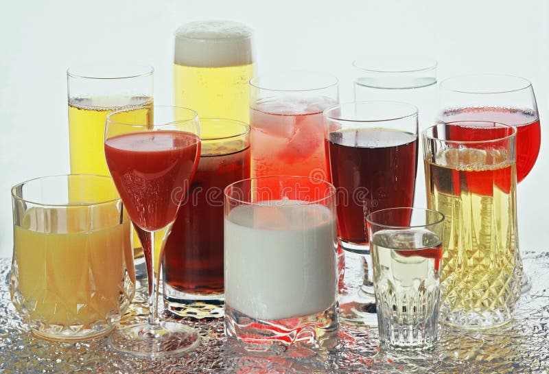 Boissons image stock. Image du boissons, bière, groupe - 18173451