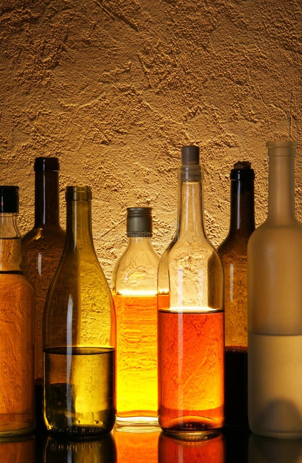 Boissons d'alcool photo stock. Image du fermer, sorts - 4578436