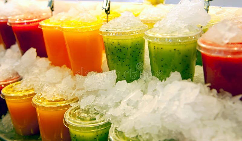 Boissons de fruit image stock. Image du orange, épicerie - 22027465