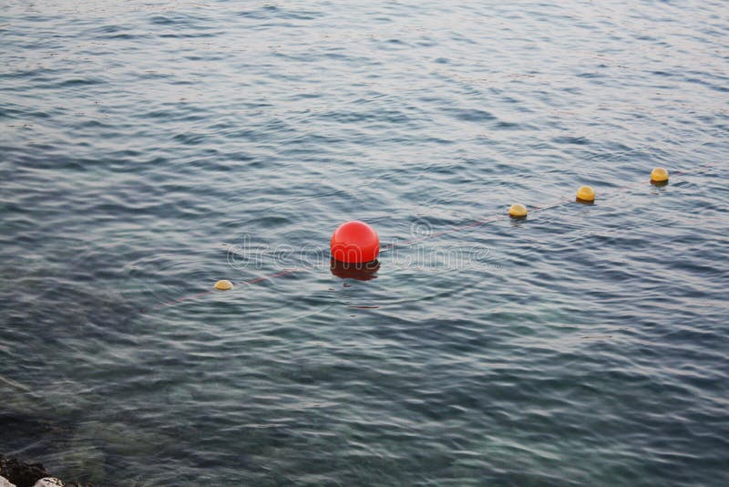 Bojen auf dem Meer stockbild. Bild von strand, wasser - 99291453