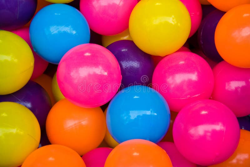 Bola colorida imagen de archivo. Imagen de divertido - 14757389