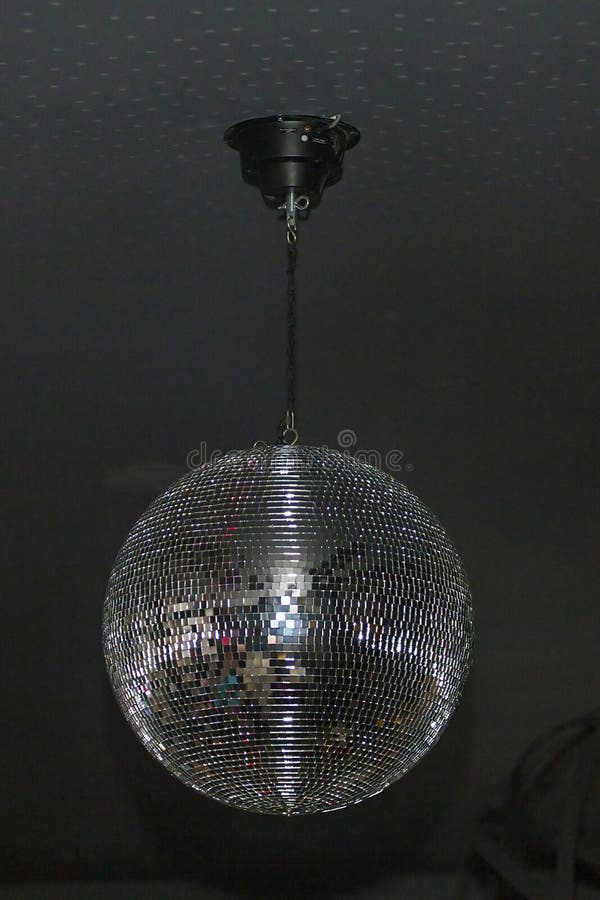 Bola de discoteca foto de archivo. Imagen de brillo, moderno - 39898432