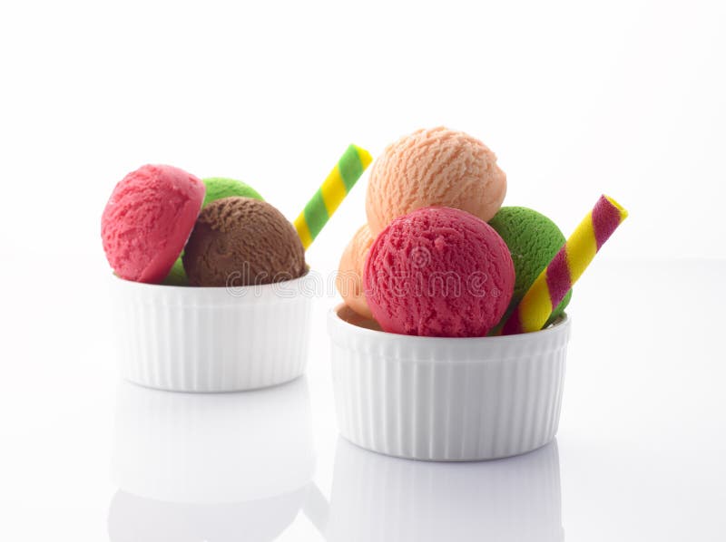 Bolas del helado foto de archivo. Imagen de blanco, crema - 21552496