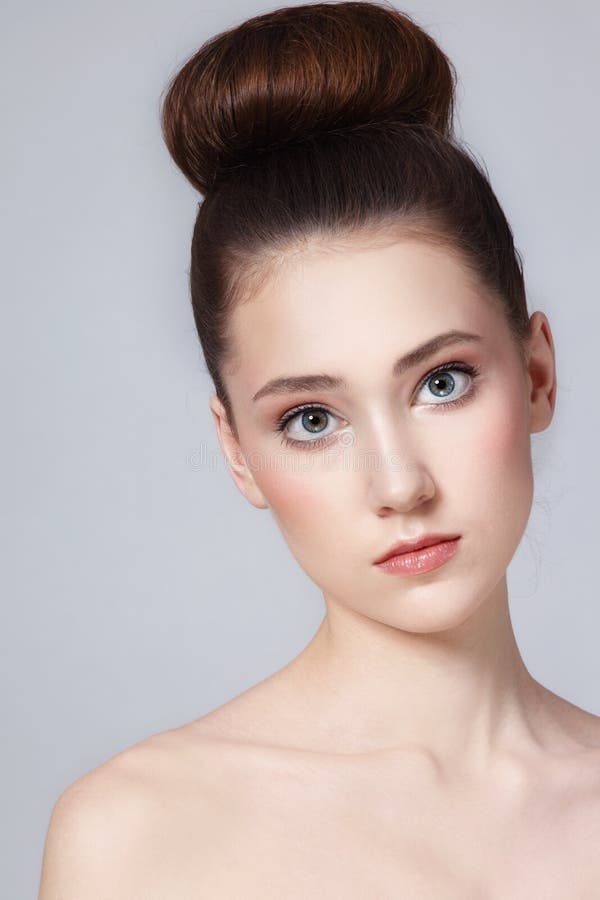 Bollo del pelo imagen de archivo. Imagen de tratamiento - 34833009