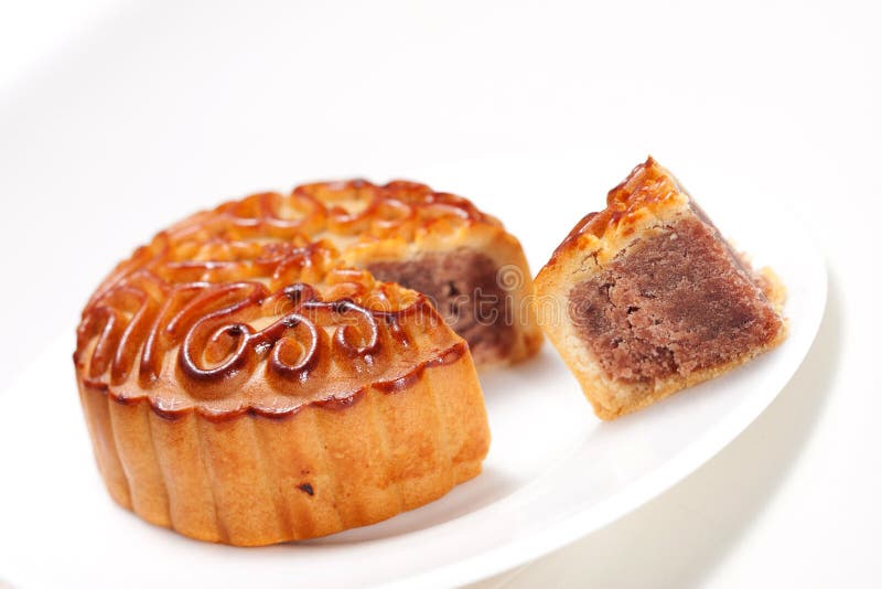 Bolo de lua imagem de stock. Imagem de bolo, isolado - 16267137