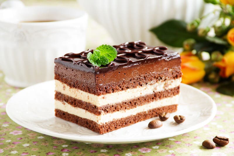 Bolo Opera foto de stock. Imagem de alimento, gostoso - 49573456