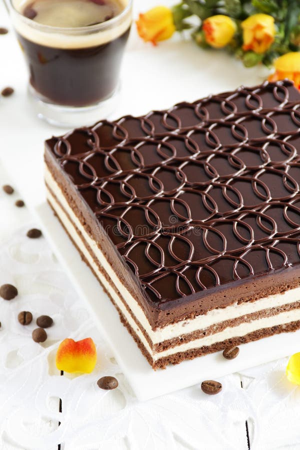 Bolo Opera foto de stock. Imagem de alimento, gostoso - 49573456