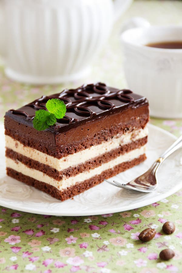 Bolo Opera foto de stock. Imagem de forquilha, creme - 53829304