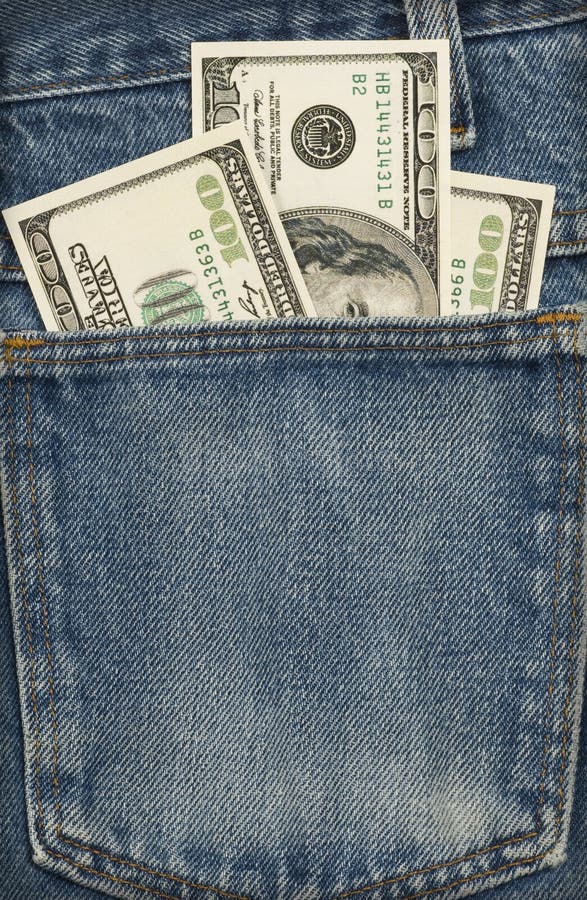 Bolsillo lleno de dinero foto de archivo. Imagen de aumento - 188005782