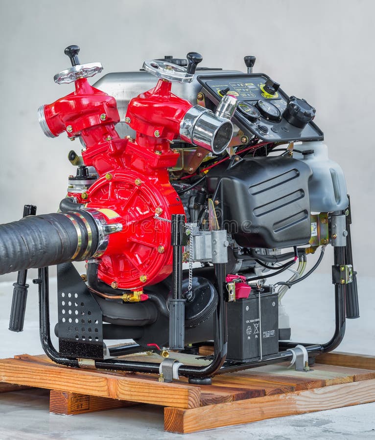 Bomba De Lucha Contra El Fuego Foto de archivo - Imagen de galga ...