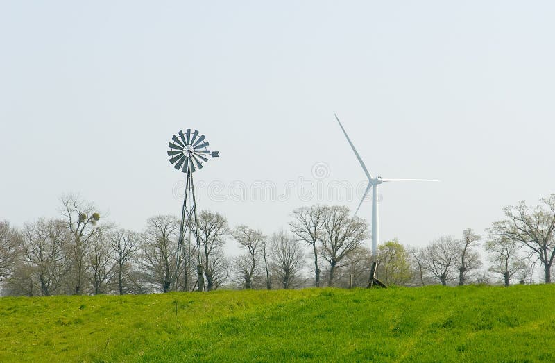 Bomba De Viento Y Turbina De Viento Imagen de archivo - Imagen de ...