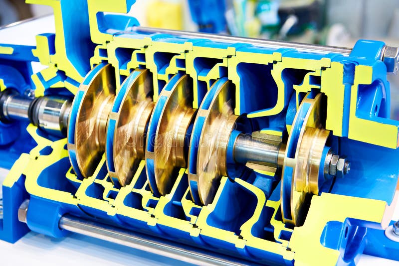 Bomba Multietapa Para Tubería De Agua Foto de archivo - Imagen de ...